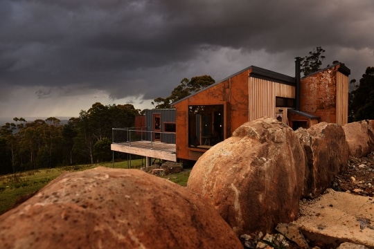Jude Cabn, South Australia | Stunning tiny house Adelaide Hills